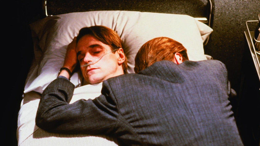 'Dead Ringers' – Throwback Classic Film Review